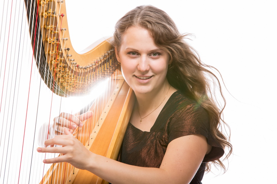 Make Your Event Memorable With Live Music - Anna Hagen Harpist